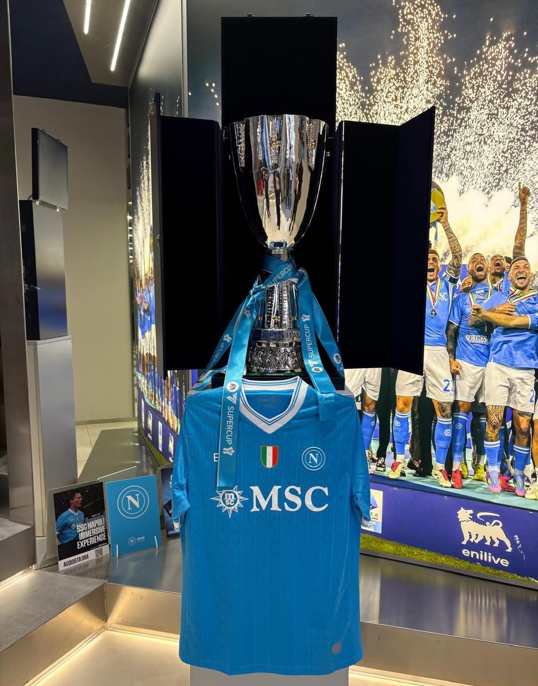 La Supercoppa in mostra al Napoli Store di Piazza San Domenico | City ...